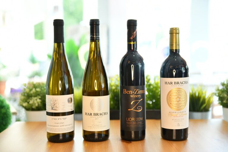 Tipos de vinos según contenido de azúcar: Secos, Dulces